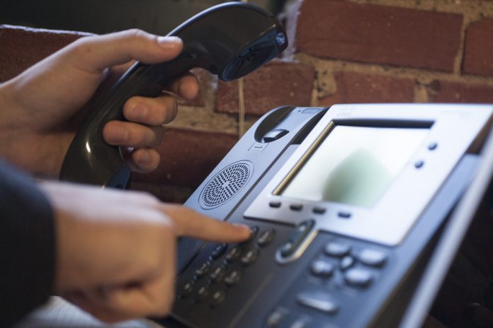 The ultimate guide to VoIP small business phone system - FlashMob Computing