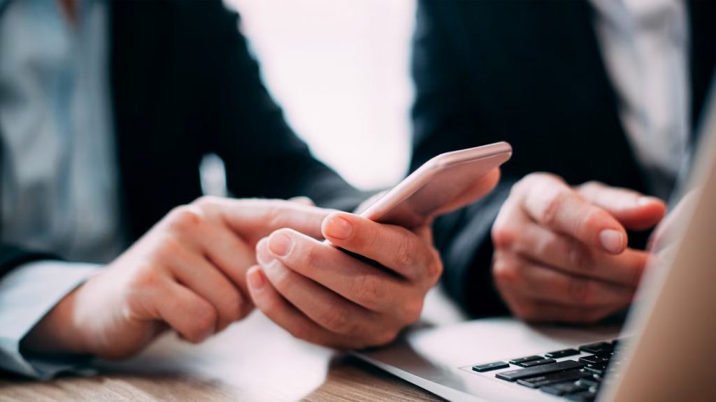 How Does A Mobile Dialer Work? | FlashMob Computing