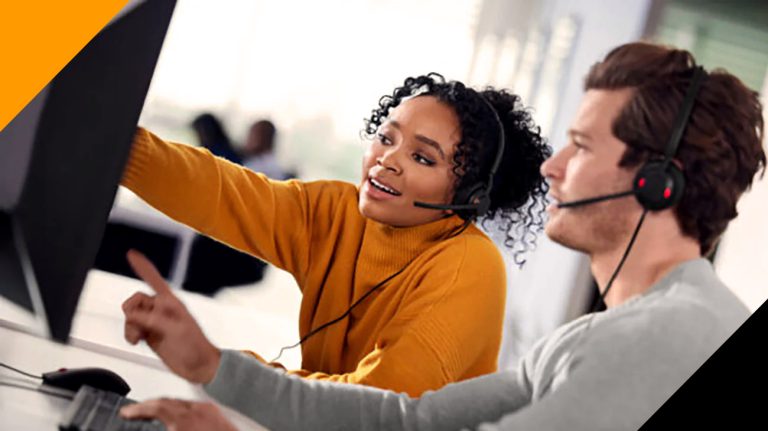 What Is Call Center Software? | FlashMob Computing