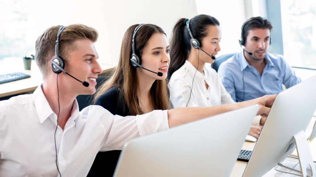 What Is The Difference Between A Call Center And A Bpo Flashmob Computing